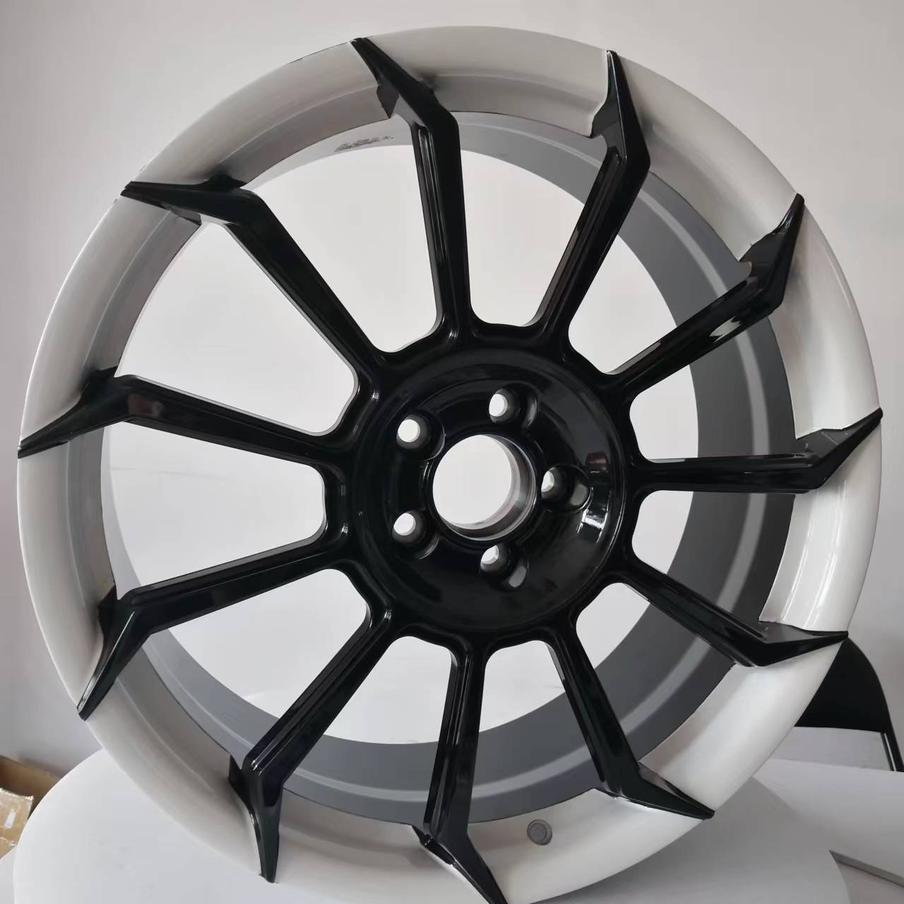 Black multi-spoke with white lip and big cap Monoblock Forged Wheel ...
